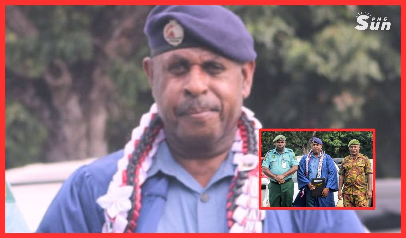 Senior constable earns server security diploma after 25 years in Police ...